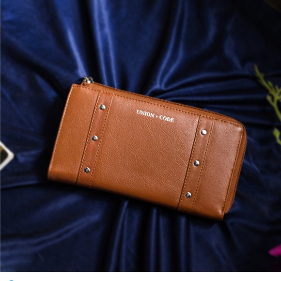 Union Code | Bags | Nwt Union Code Dark Cognac Genuine Leather Rfid ...